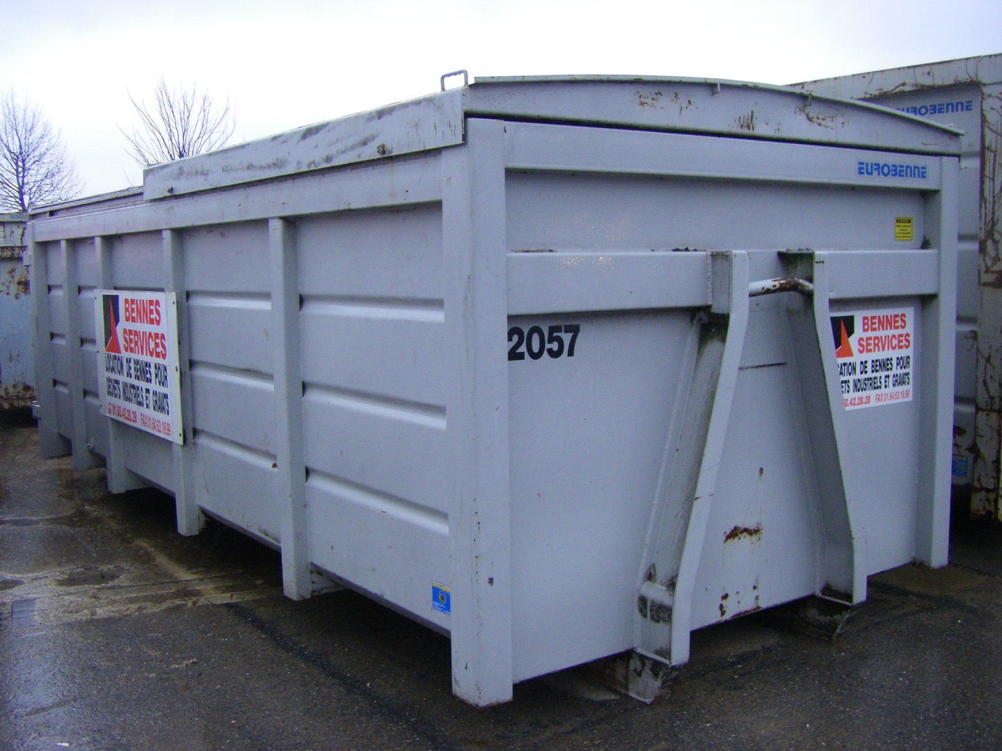 Benne Ampliroll Fermée 20m3 - Bennes Services